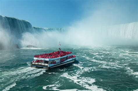 Niagara Falls Boat Cruise 60 Photos