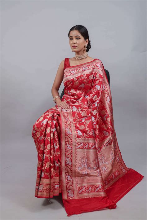 How To Wear A Saree Different Types Of Saree Wearing Styles Culturalsaree How To Wear A Saree