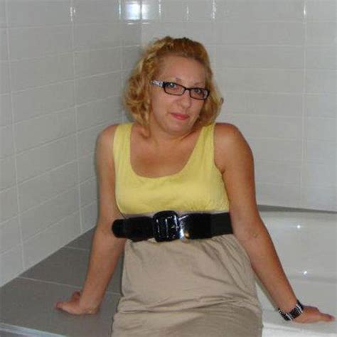 Facebook Rallies To Support Mom Who Was Fat Shamed At Beach Abc7 San