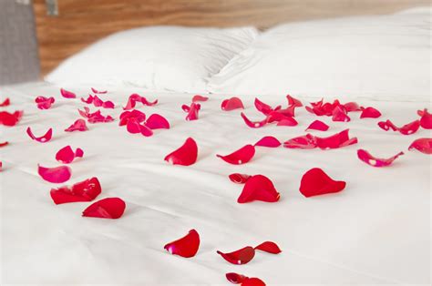 Tantric Sex Tips And Tips The Ultimate Guide The Dating Divas
