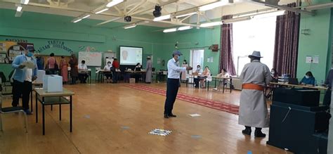 Сүхбаатар аймагт 67 хэсгийн хороонд санал хураалт үргэлжилж байна