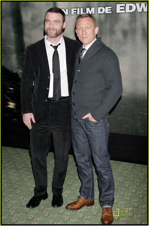 Daniel Craig Is Zwick Quick Photo 1634131 Daniel Craig Liev Schreiber Photos Just Jared