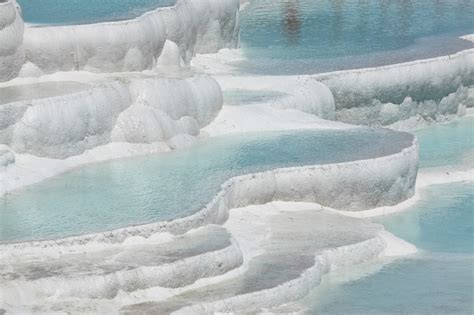 무료 이미지 경치 록 대양 웨이브 풀 자연스러운 라군 고대의 경계표 북극의 빙산 테라스 칼슘 석회암 유명한 유네스코 지질학의 열의 광물