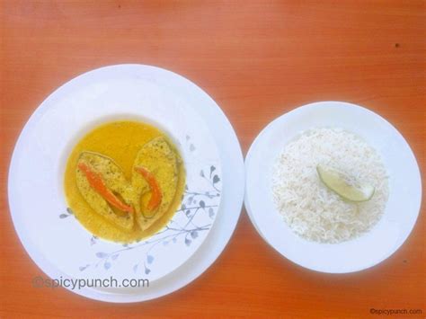 Doi Ilish Recipe Doi Shorshe Ilish Recipe Hilsha In A Yogurt Gravy