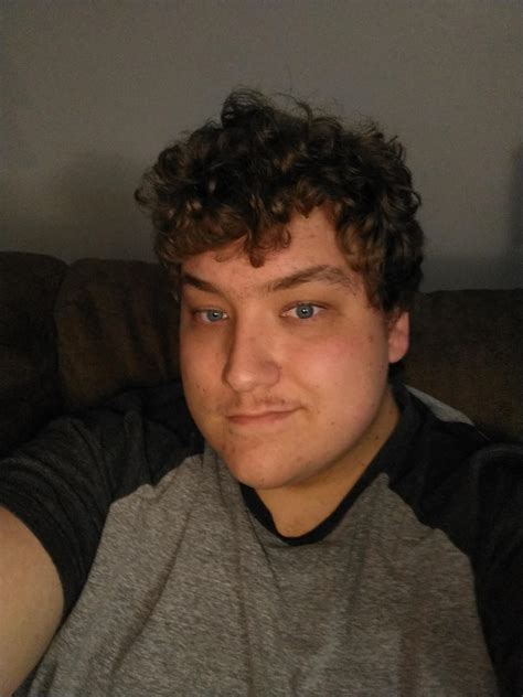 Ive Been Having Issues Getting Along With My Hair And Smile Im