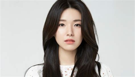 신세경 꼭 닮아서 친척설까지 돌았던 배우 근황 삶은영화