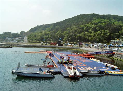 Product Applications Modular Docking Systems