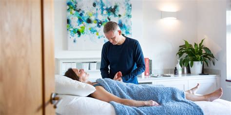 Flourish Acupuncture 15a Walton Street Walton On The Hill Surrey