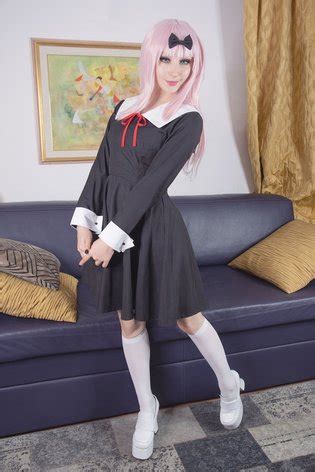 Shirokitsune Chika Fujiwara Kaguya Sama Wa Kokurasetai Luscious