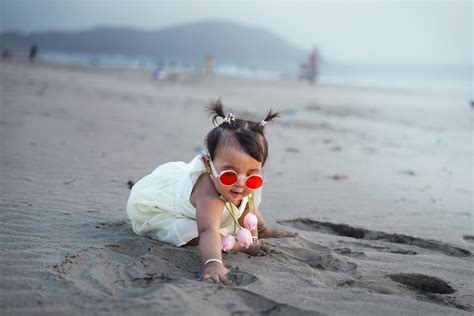 Cute Girl On Beach Photos Download The Best Free Cute Girl On Beach