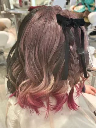 【ツートーンカラー】2026年春人気のツートーンカラーのヘアカラー・髪型カタログ｜ミニモ