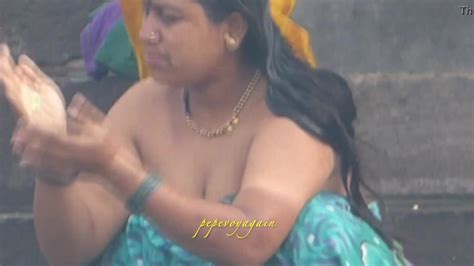 Aunty Bathing Ghats Thisvid Com