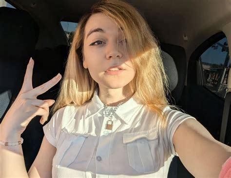 Cloudy 🌥️ Estrogen Angel Oncloud E • Threads Say More