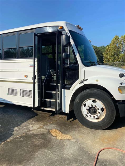 2007 Thomas Built C2 Skoolie Livin School Bus Conversion Community Guides And Classifieds