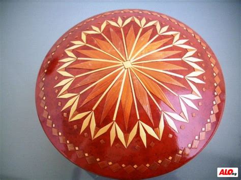 Кутия за бижута Дамско бижу Дърво Бижута София Кутията е ефектна изработена от леко д