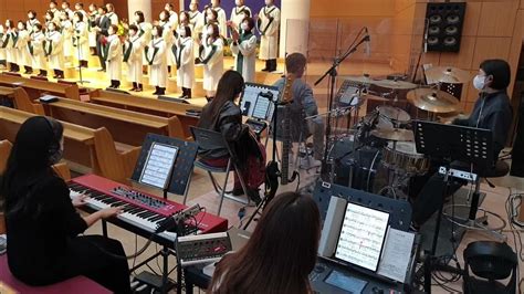 주안에 있는 나에게 나로부터 시작되리 성령이여임하소서 물이바다덮음같이 Youtube