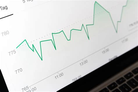 Mastering Binary Classification A Powerful Predictive Analytics Tool