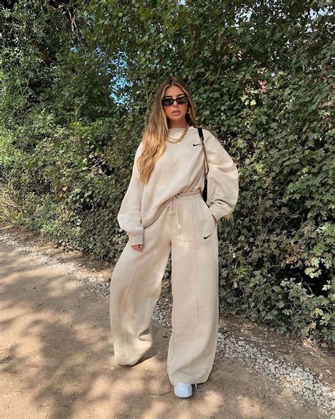 36 Tracksuit Outfit Ideas Fashion Outfits Comfy Outfits Fashion