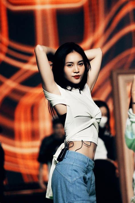 Ninh Dương Lan Ngọc Bị Nghi Sang Úc để Sinh Con Chính Chủ Phản Hồi