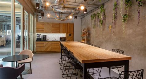 Technicolor Studios Architecture