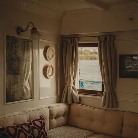 Set Nefru Egypt Beyond