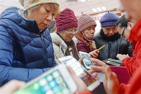 别让你家老人成为网瘾老年