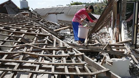 Най малко петима загинали при поредно земетресение в Индонезия Nova Bg