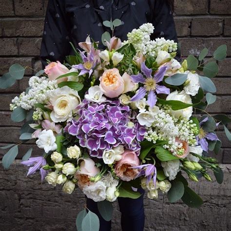 Студия Цветов Secret On Instagram “Сегодняшний день мы хотели бы начать со светлого и нежного