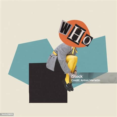 현대 미술 콜라주 개념적 이미지 노란 스타킹을 입은 남자가 앉아서 생각하는 것에 대해 생각하고 있다 나는 누구인가 자기 정체성