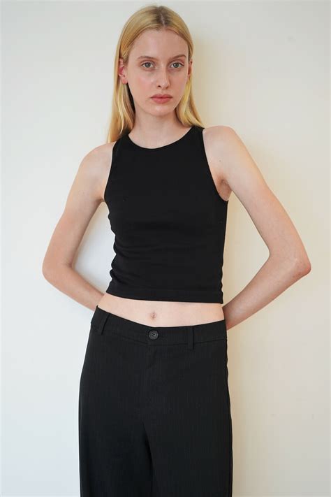 Julia B Women Mainboard Nevs