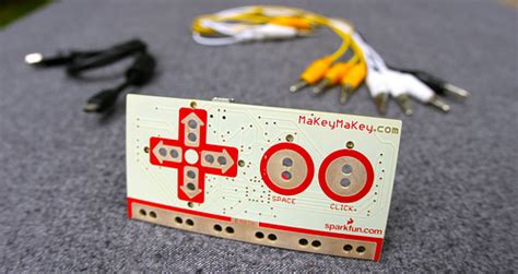 Curiosidade MaKey MaKey é um projeto que você precisa conhecer