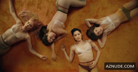 Gabbriette Bechtel Nude Aznude