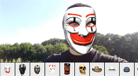 [demo] Augmented Reality Face Tracking Using Mobile Devices Art