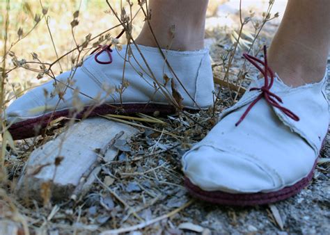 Disposable Canvas Layers Rejuvenate Model 1 Shoes By Lou Moria