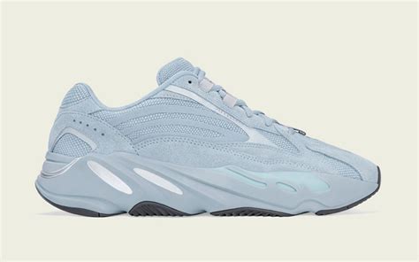 椰子700v2鞋垫 椰子700鞋垫什么样子 椰子700正品鞋垫 大山谷图库