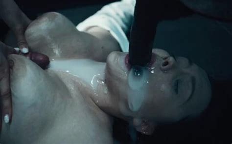 Alice Peachy Emiri Momota The Lab Mutation Fullhd 29001 Mb