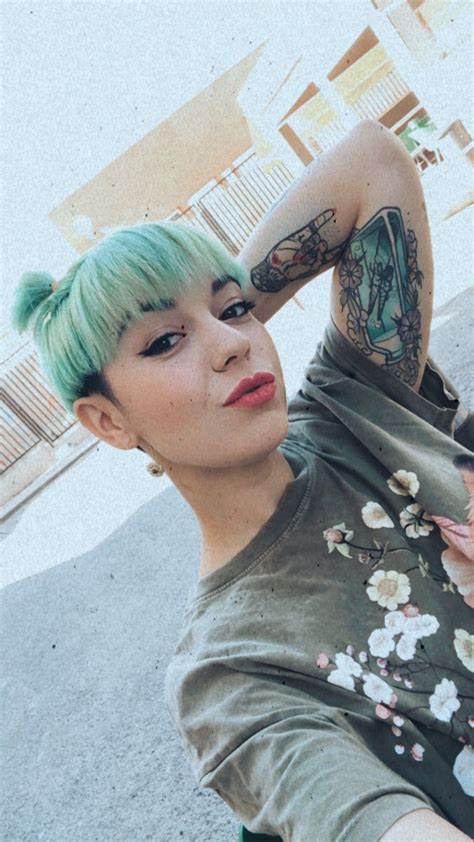 Pixie Green Pixie Haircut Pixie Hairstyles Pixie