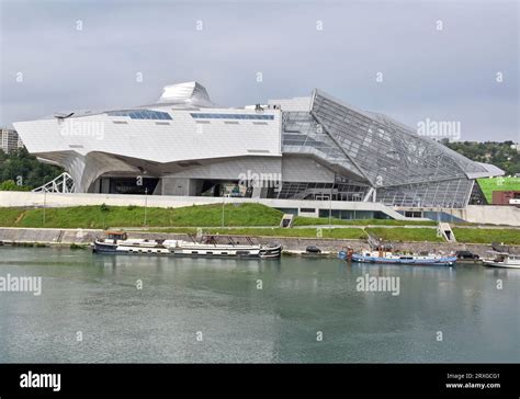 Musée Des Confluences Lyon France Deconstructivist Style Museum Clad