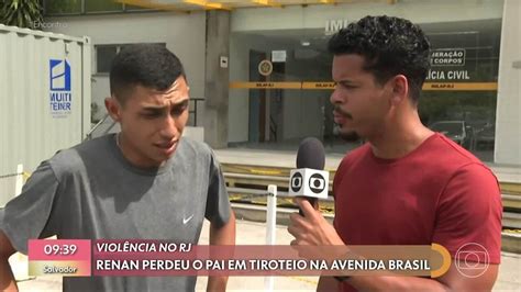 No Encontro Filho De Morto Em Tiroteio No Rio Chora Ao Falar Do Pai