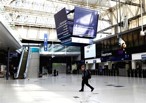 Half Million More Britons Not Working Due To Long Term Illness Since 2019