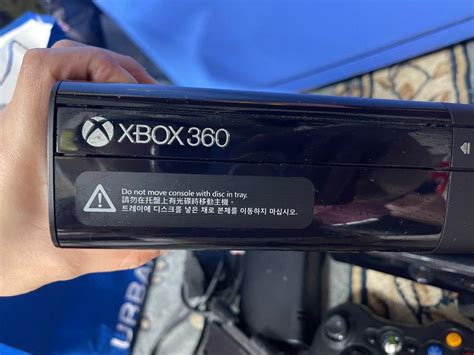 Xbox 360 With Kinect Sensor Video Gaming Video Game Consoles Xbox On Carousell