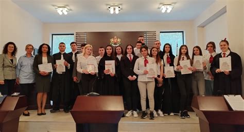 Проведоха симулативен съдебен процес с ученици от видинско училище