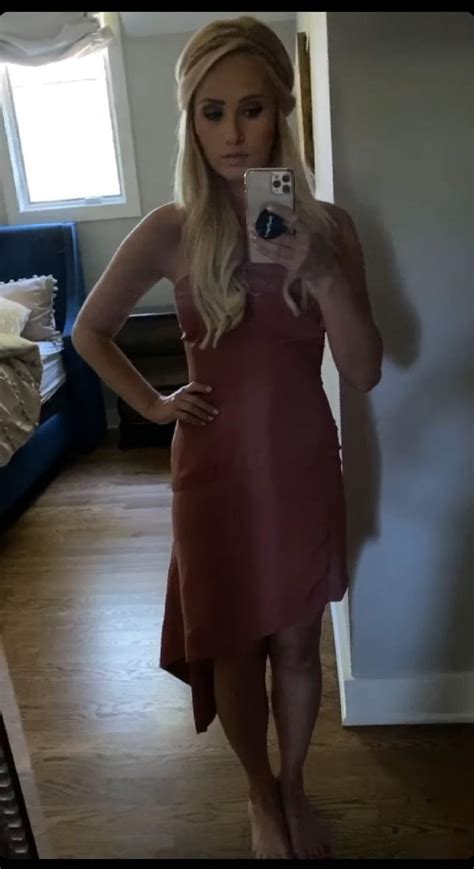 Tomi Lahren S Feet