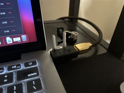 오디오 살림 1 천원으로 즐기는 파워케이블 거치대 와싸다닷컴