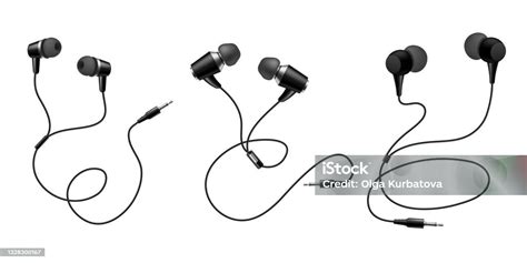 이어폰 블랙 헤드폰 스피커와 현실적인 오디오 가젯 모바일 헤드셋의 다른 측면에서 볼 수 있습니다 음악을 듣기위한 와이어 장비