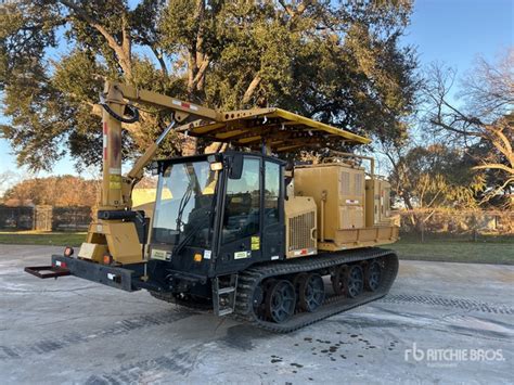 2014 Prinoth Panther T8 Crawler Carrier W Vanguard Cpw125 4 Series 2
