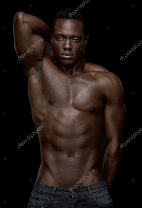 運動のアフリカ系アメリカ人の男の肖像 ストック写真 mimagephotos 22558879