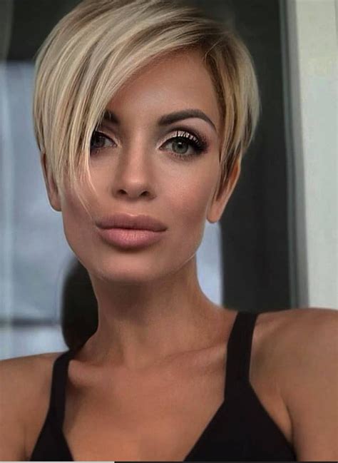 Short Hairstyles Fall 2025 Nana Vanlange