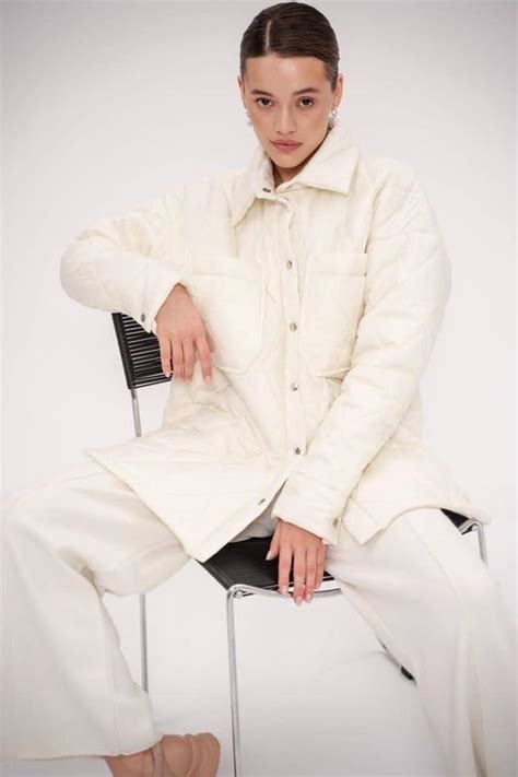 Куртка — ціна 649 грн у каталозі Куртки Купити жіночі речі за доступною ціною на Шафі Україна