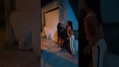 Pegando A Una Mujer YouTube